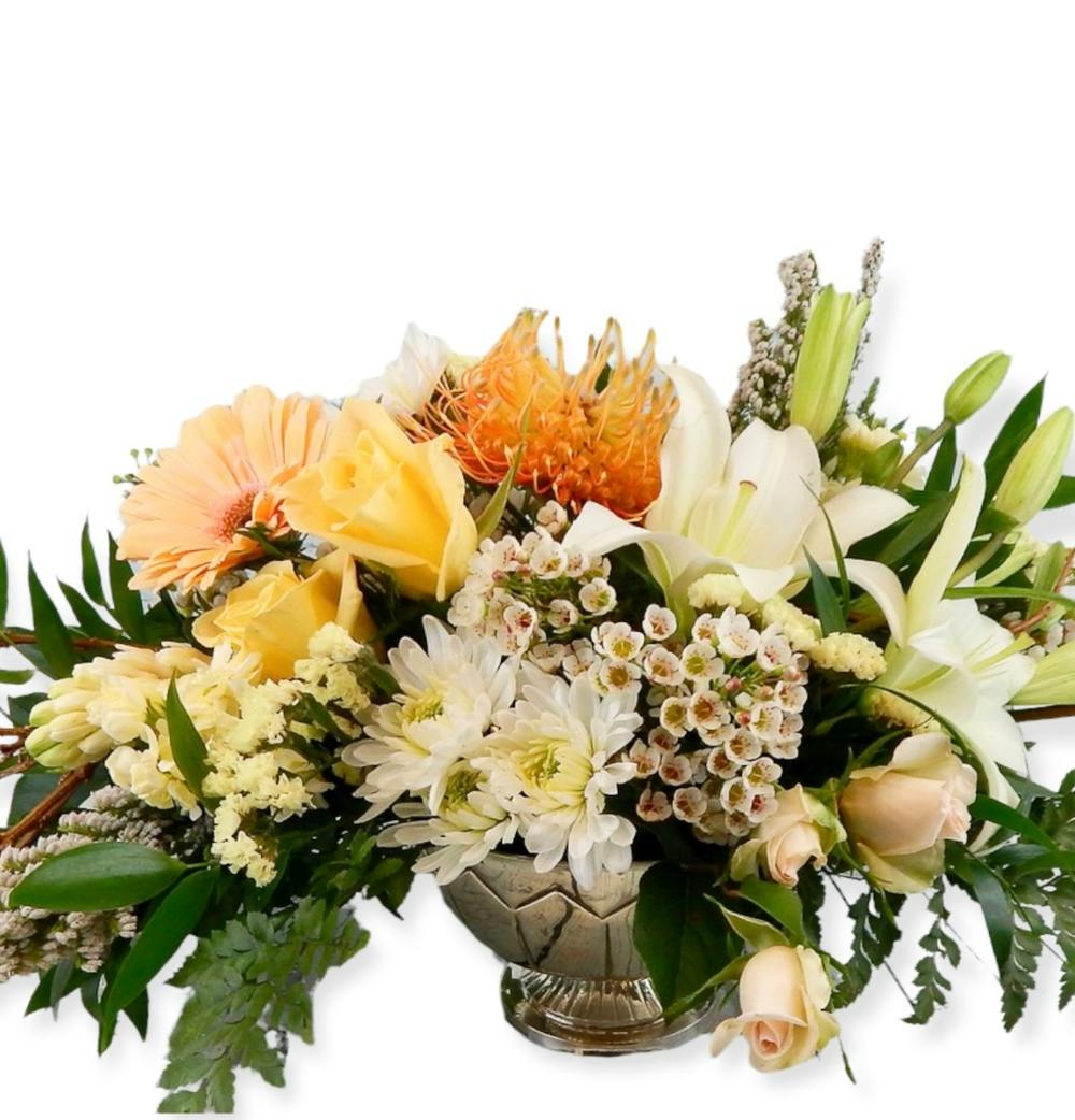 Peaches & Cream Flowers - Anchorage Flower Delivery - Bagoy's Florist (AK)